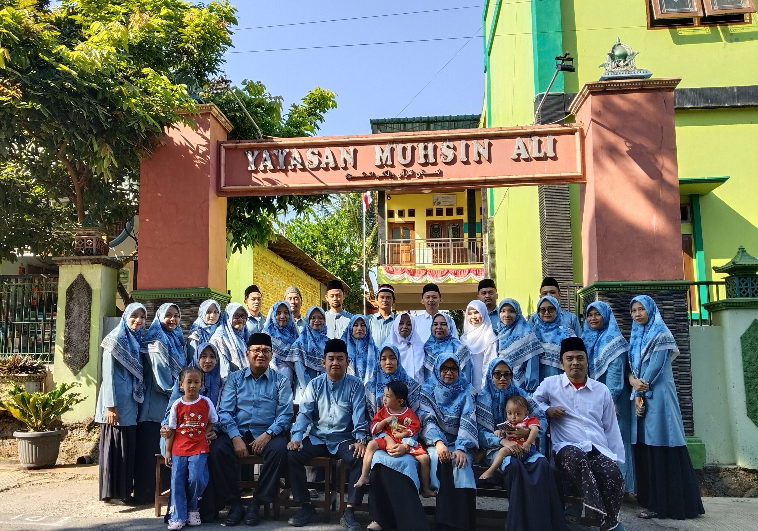 Keluarga Besar Yayasan Muhsin Ali Melaksanakan Upacara HUT RI Ke-79 ...
